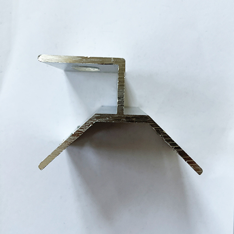 Lightweight Solar Metal Roof Clamps Pv Mounting Kit Erosion Resistant