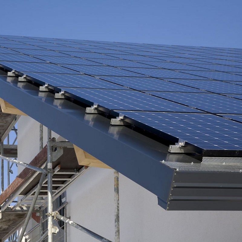 Rooftop PV Safety Mounting System: Penetration-Free Installation ...
